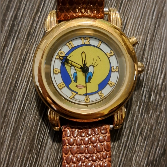 Warner Bros. | Wearables | Vintage 996 Warner Bros Tweedy Bird Watch ...